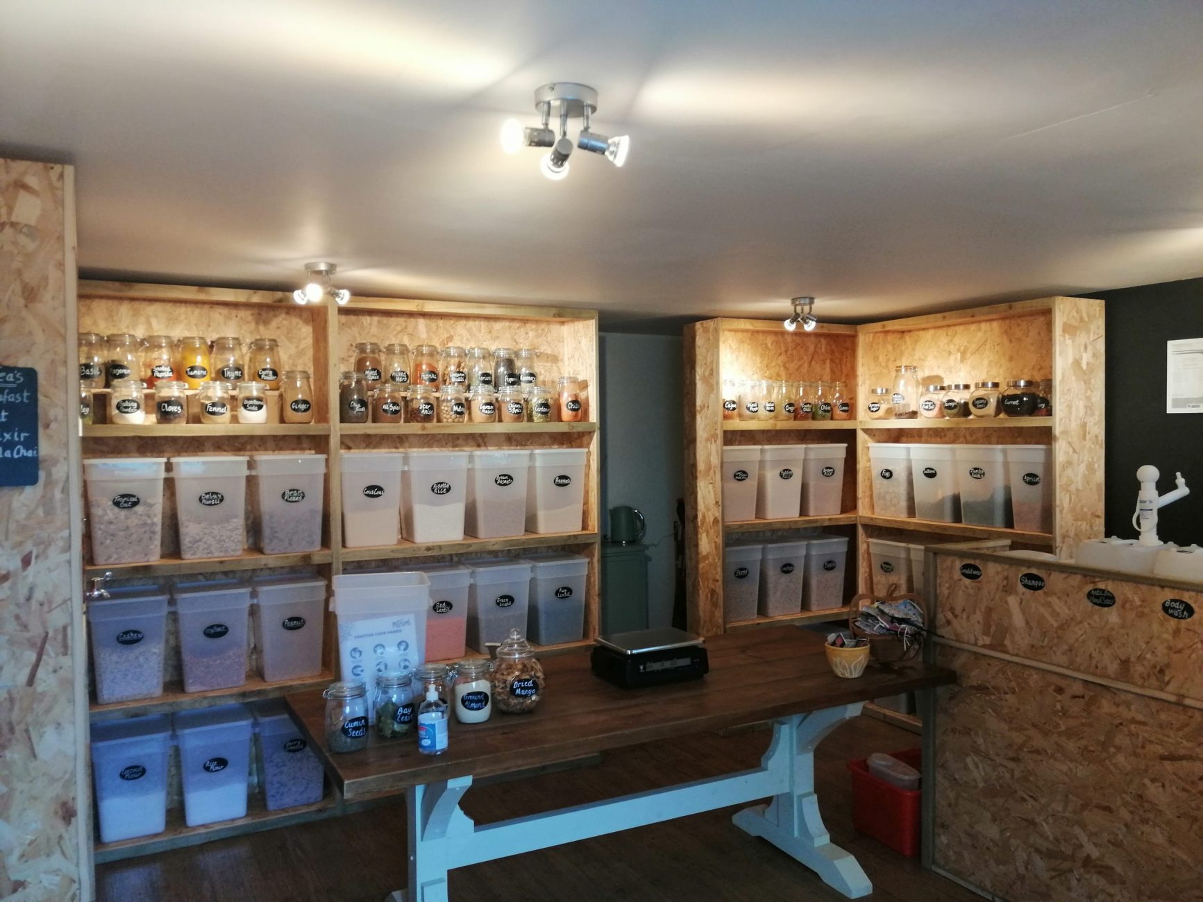 Q&A WITH THE ECO SHOP IN GREAT CASTERTON